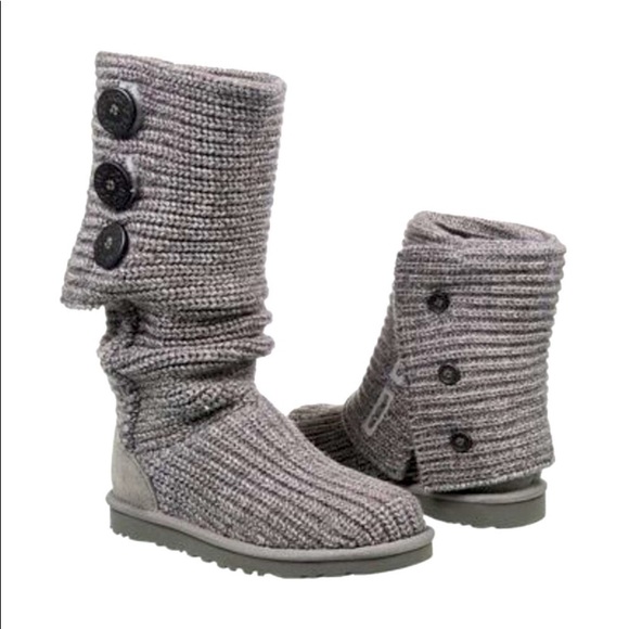 UGG | Shoes | Ugg Signature Woodbuttonwith Laseretchedugg Logoin ...